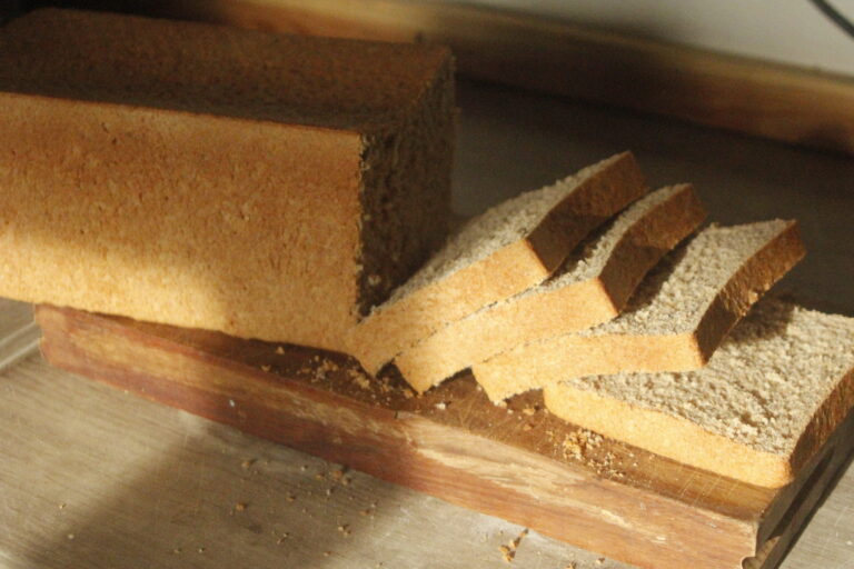 Sandwich Bread – Pullman Loaf Recipe (Pain de mie) – Ray's Homestead