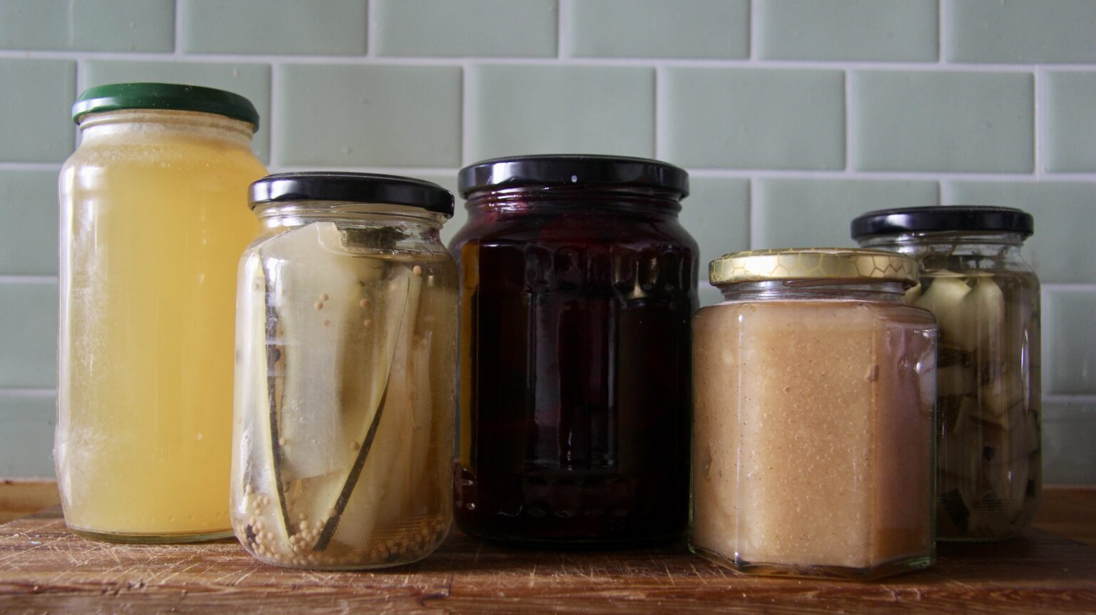 A Beginner’s Guide to Canning and Preserving {with video} – Ray's Homestead